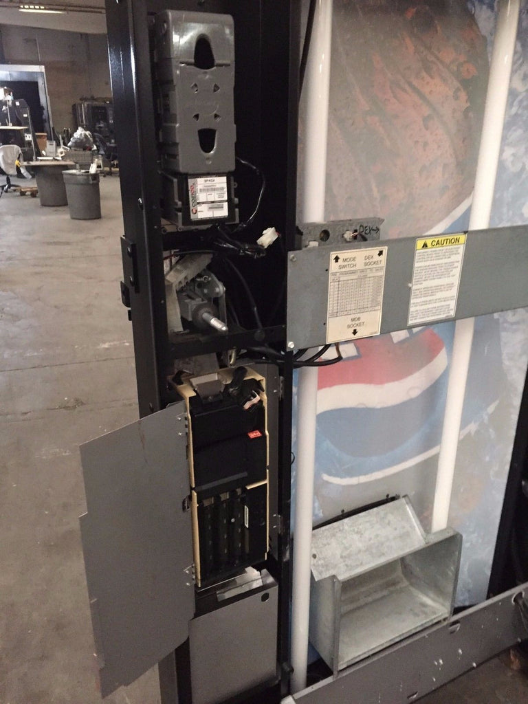 VENDO 540/720 STACKER SODA MACHINE – Ross Vending INC.